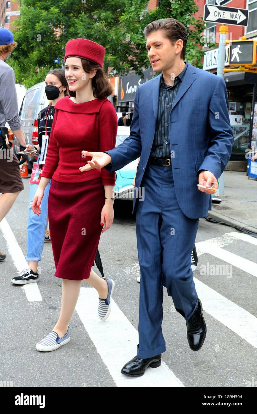 New York - NY - 20210606 Rachel Brosnahan and Michael Zegen film scenes ...