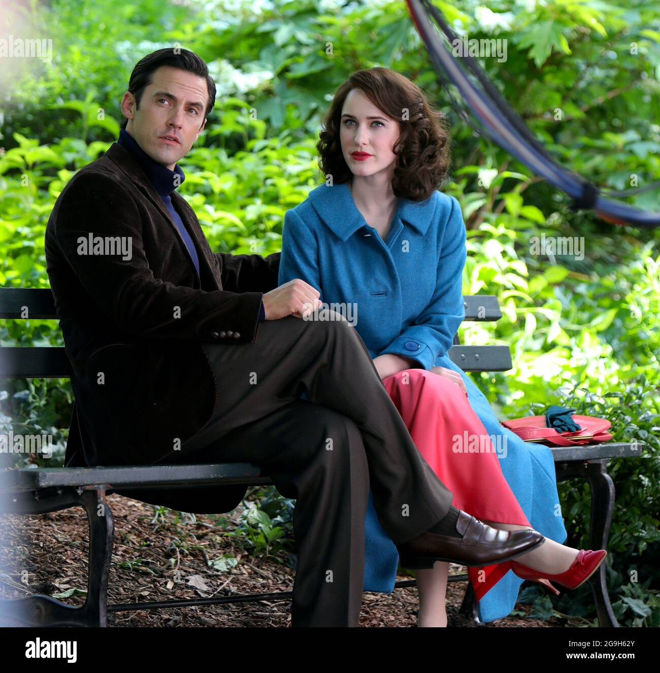 New York - NY - 20210613 Rachel Brosnahan and Milo Ventimiglia wear ...