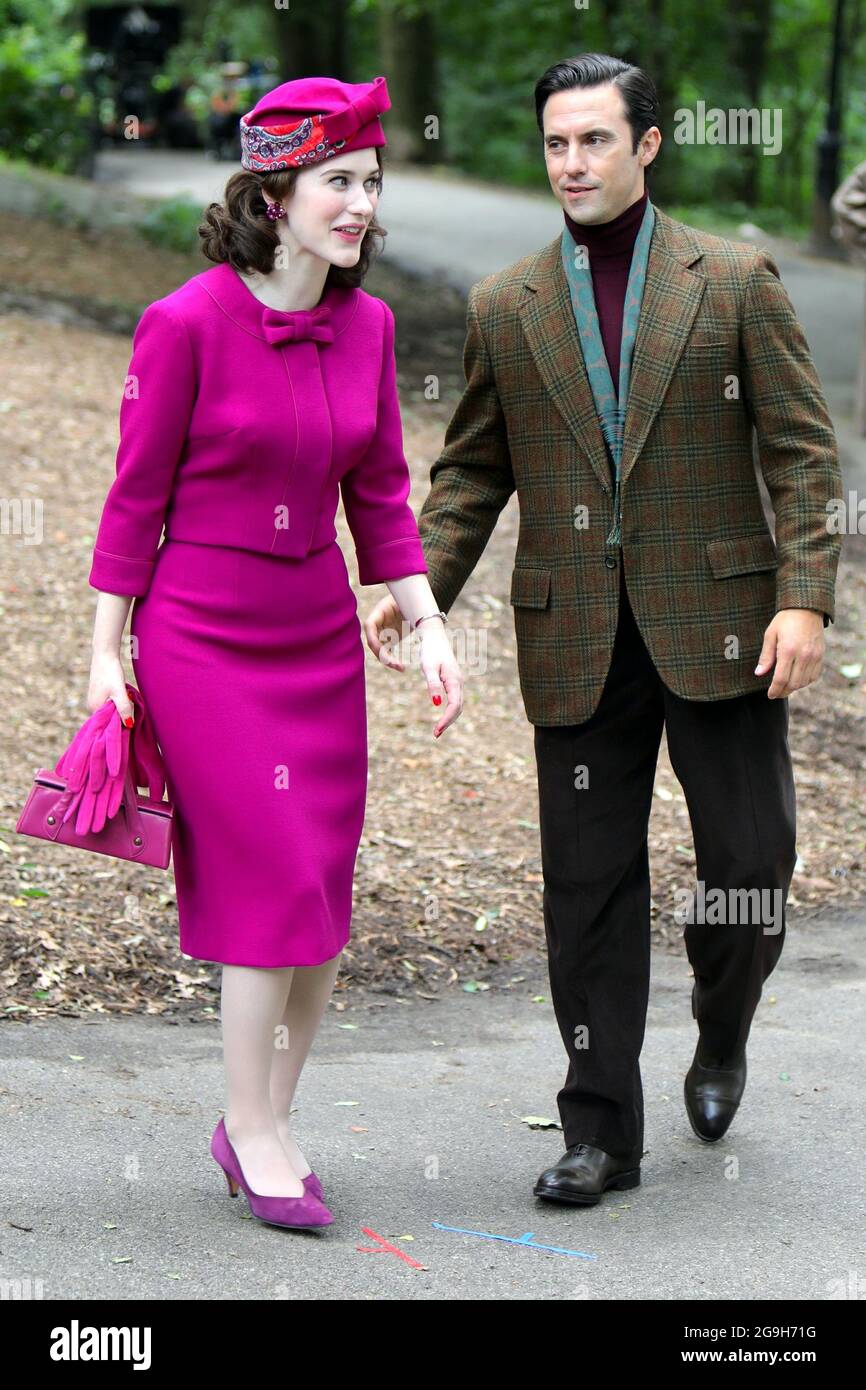 New York - NY - 20210613 Rachel Brosnahan and Milo Ventimiglia wear ...