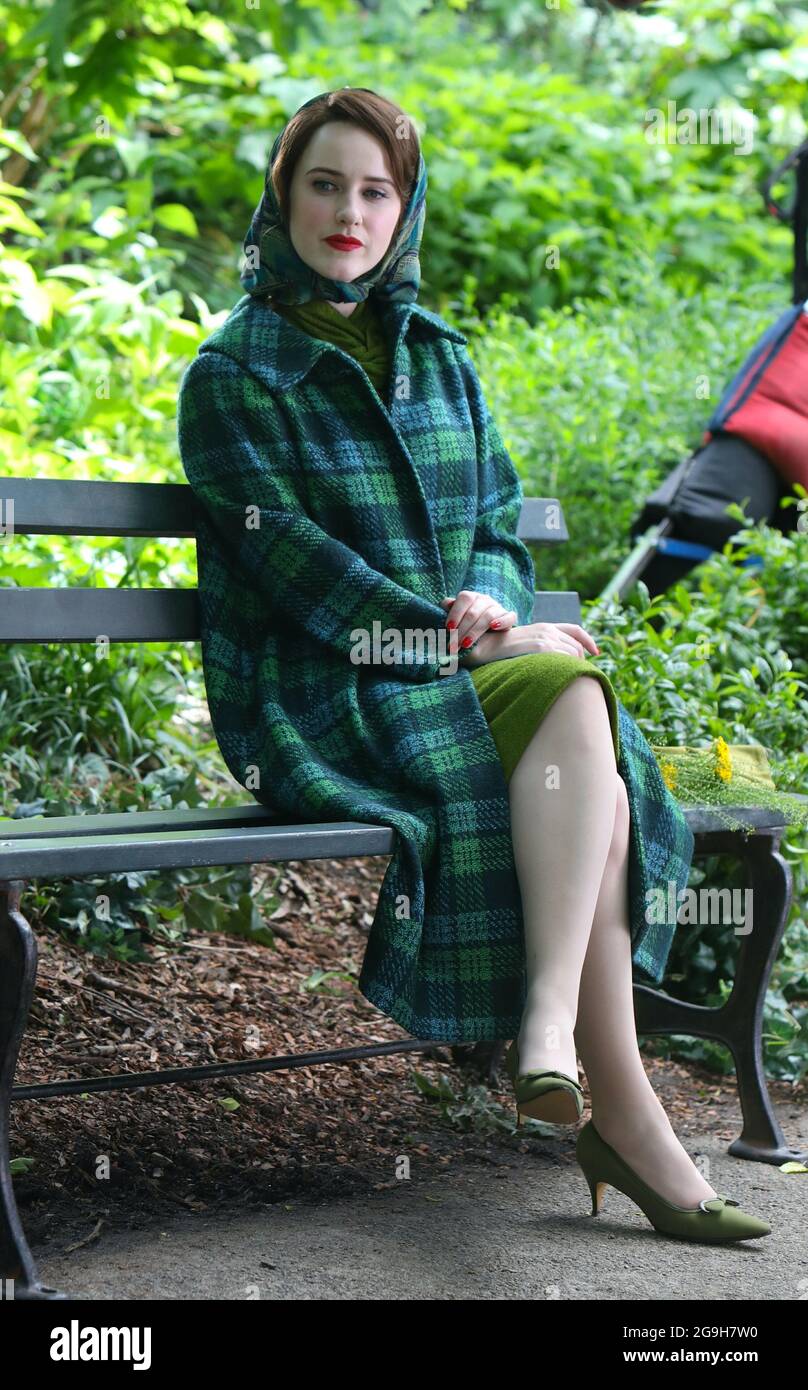 New York - NY - 20210613 Rachel Brosnahan and Milo Ventimiglia wear ...