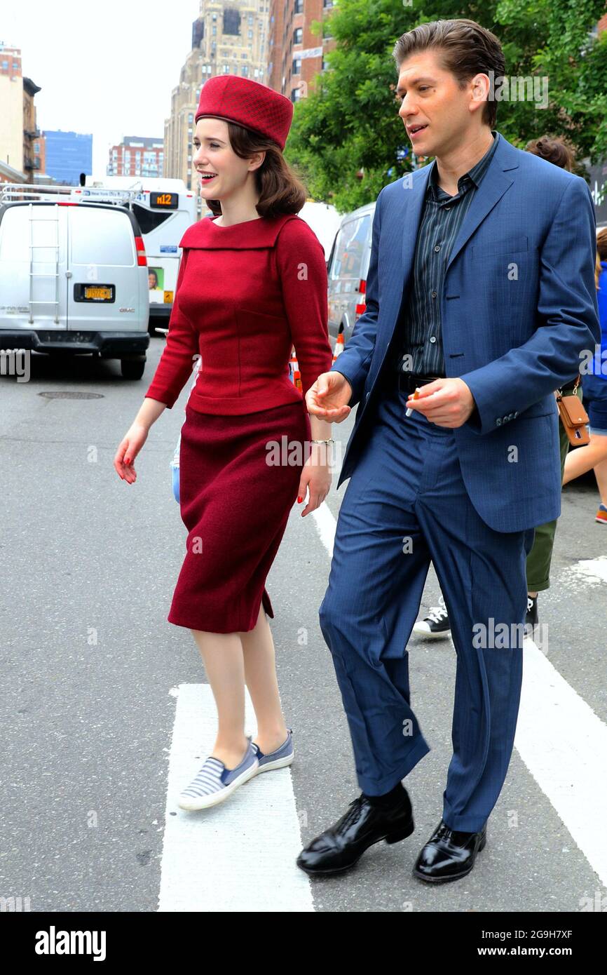 New York - NY - 20210606 Rachel Brosnahan and Michael Zegen film scenes ...