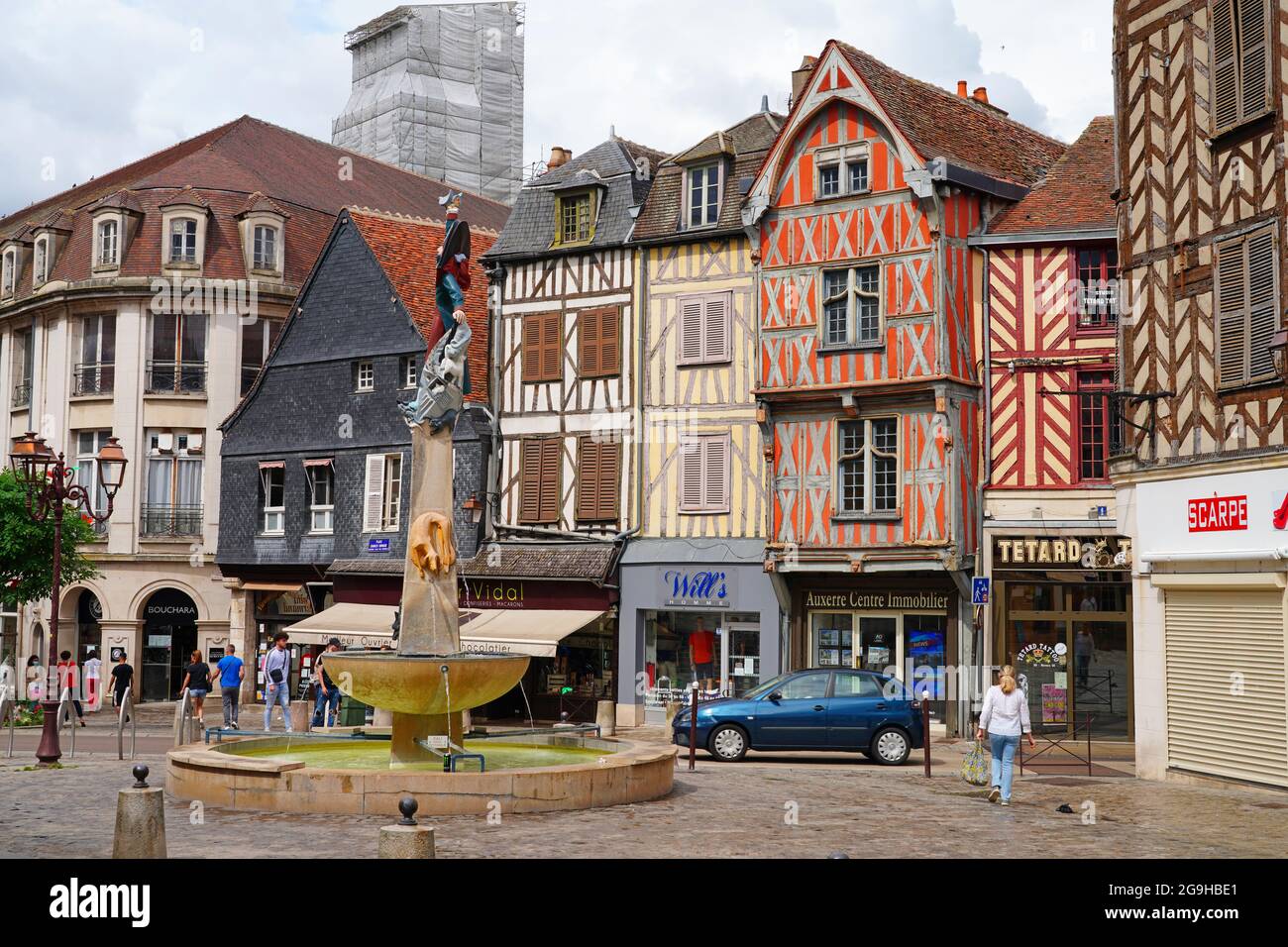 Statue of cadet roussel hi-res stock photography and images - Alamy