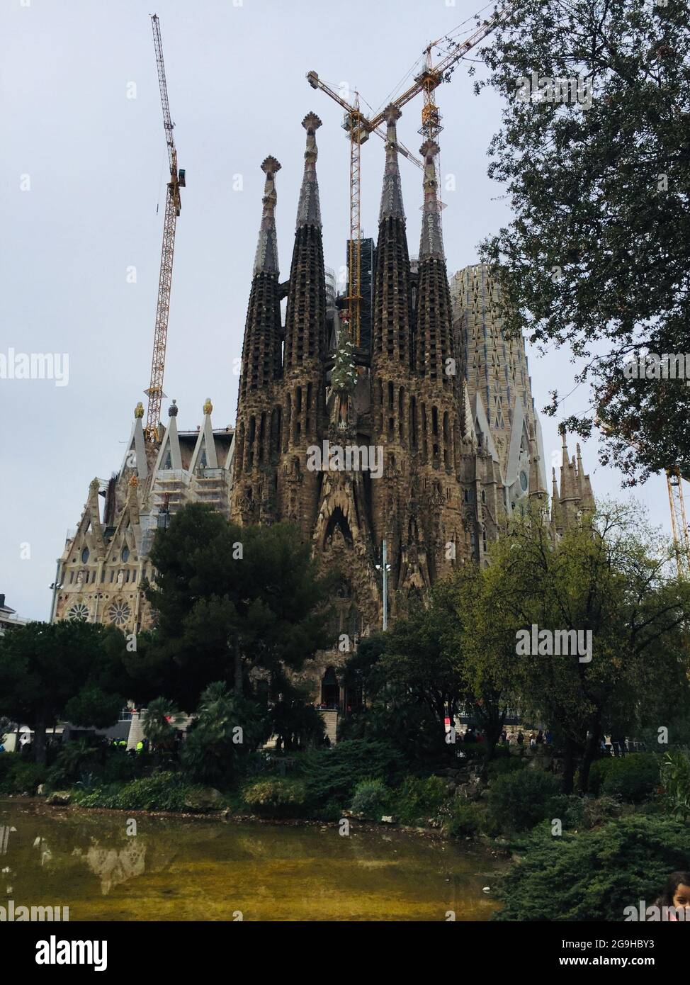 BARCELONA, SPAIN - Mar 08, 2018: Tourists visiting the uncompleted La ...