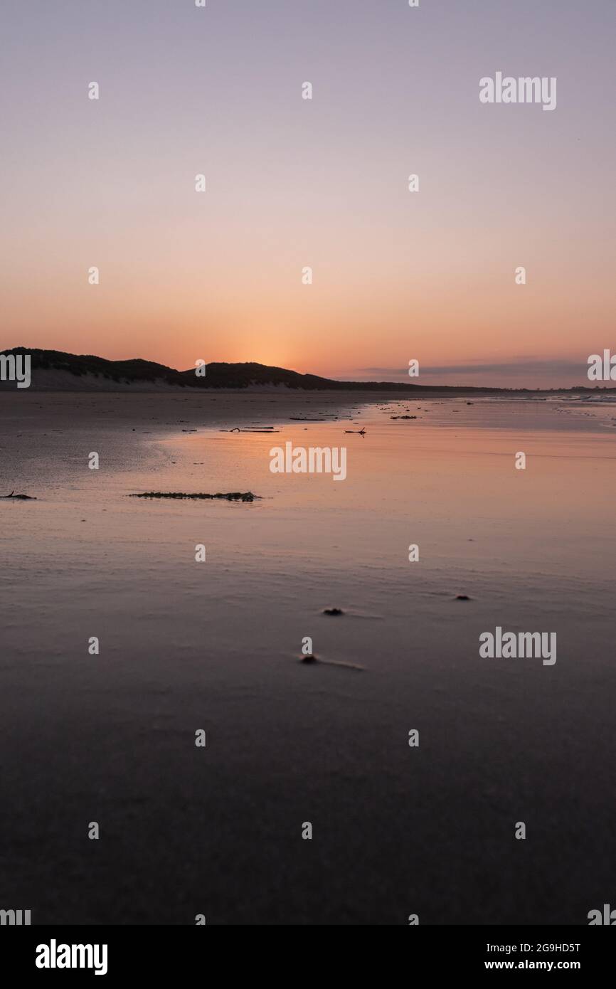 Reflecting the sun off of the sand hi-res stock photography and images ...