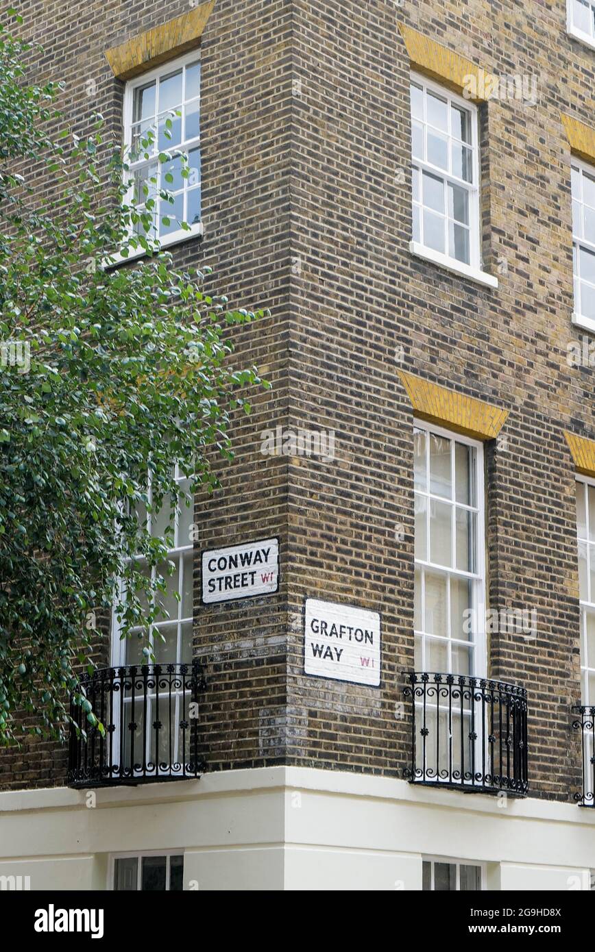 At grafton way hi-res stock photography and images - Alamy