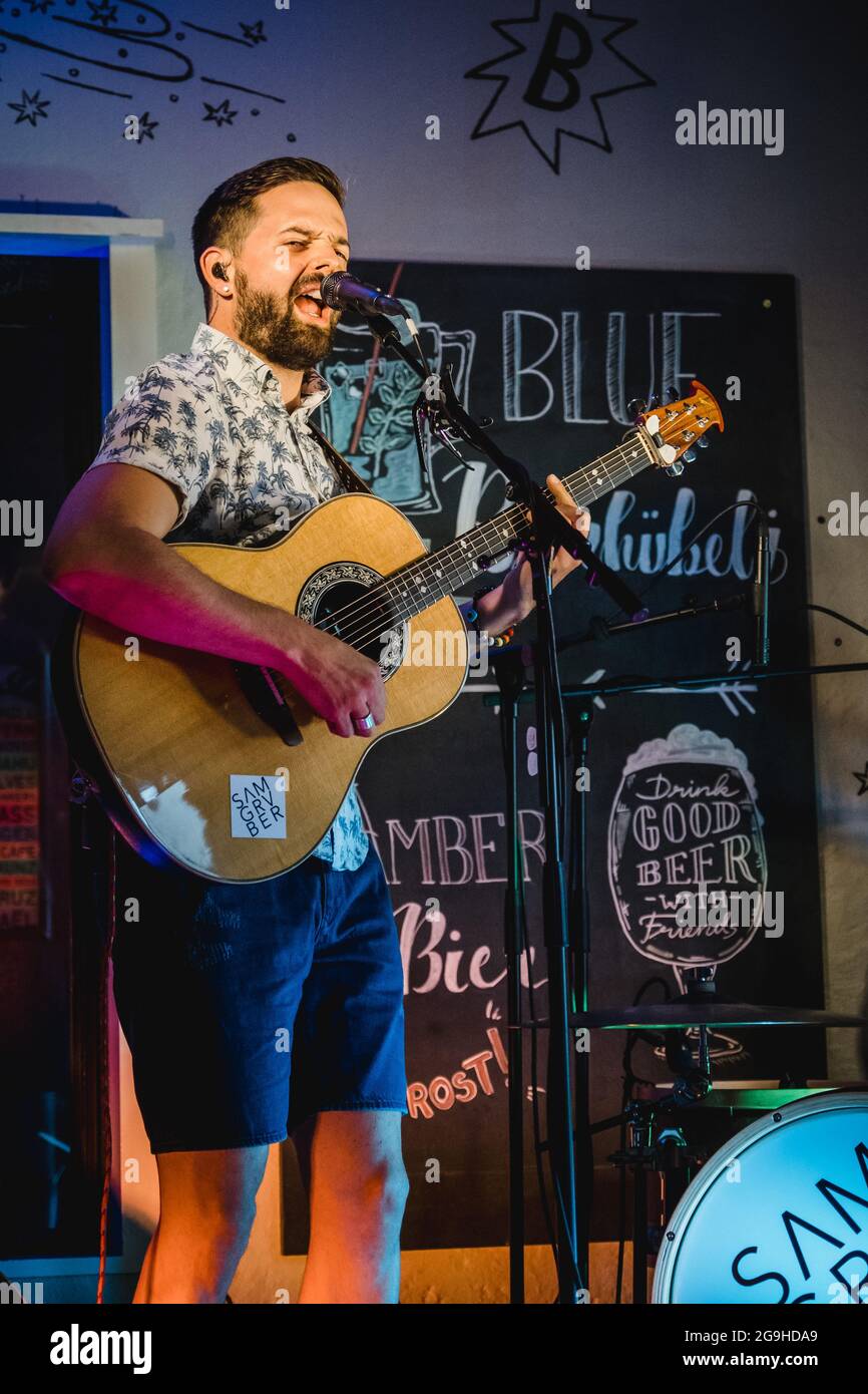 Sam gruber singer hi-res stock photography and images - Alamy