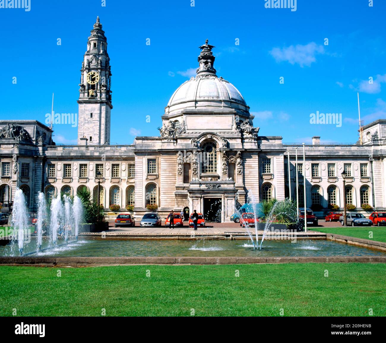 Cardiff City Hall, Cathays Park, Cardiff, South Wales Stock Photo - Alamy