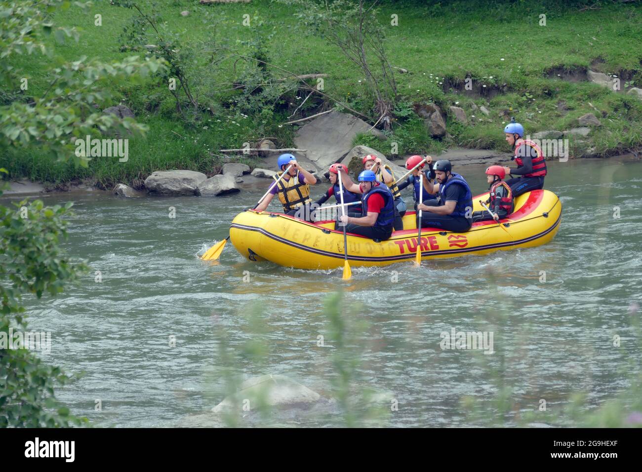 Non Exclusive: KRASNYK, UKRAINE - JULY 24, 2021 - Enthusiasts practise ...