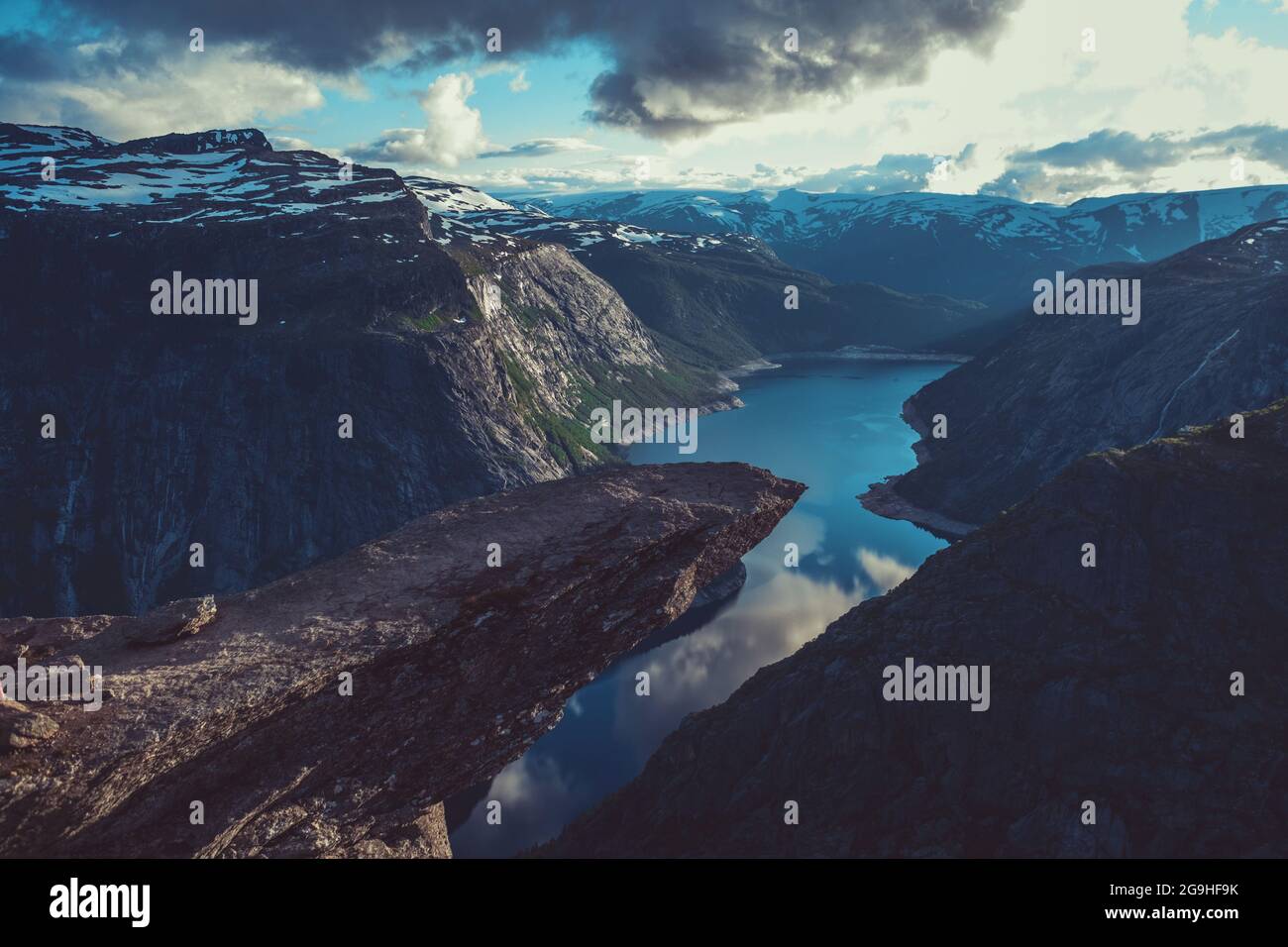 Trolltunga camping hi-res stock photography and images - Alamy
