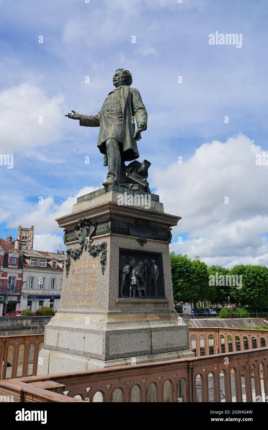Paul bert statue hi-res stock photography and images - Alamy