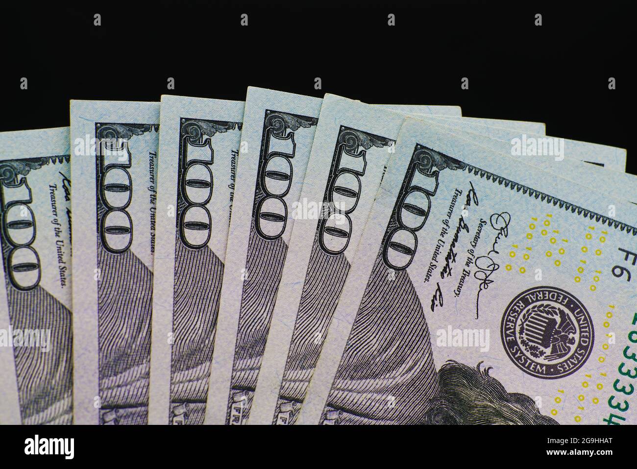 100 dollar notes hi-res stock photography and images - Alamy