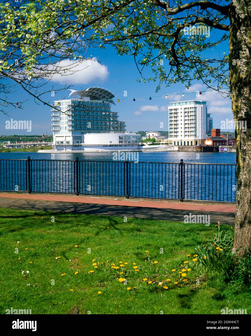 Spring hotel hi-res stock photography and images - Alamy