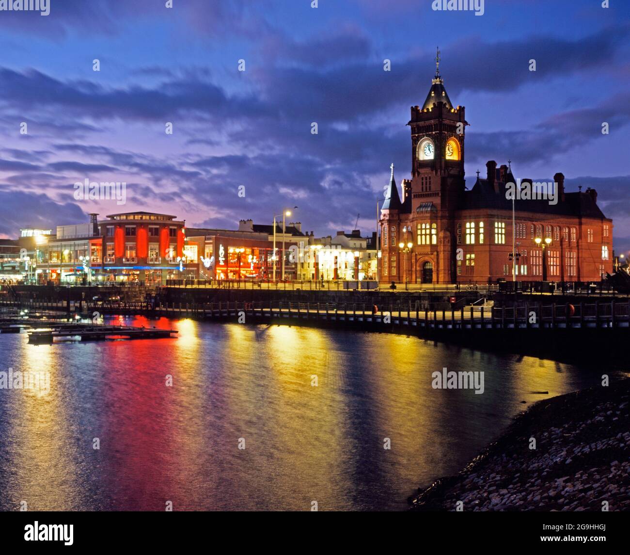 Welsh night sky hi-res stock photography and images - Alamy