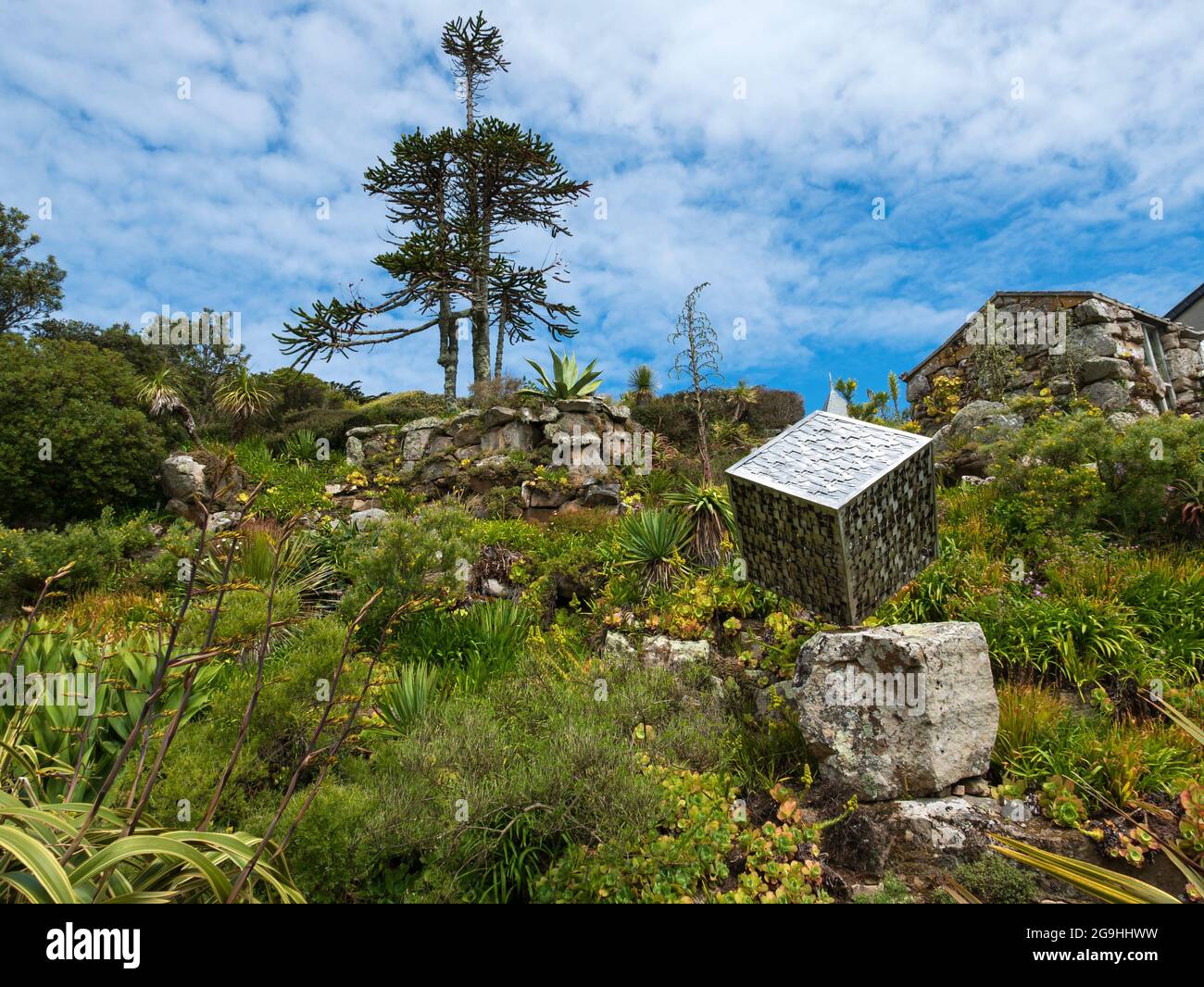 Abbey gardens tresco hi-res stock photography and images - Alamy