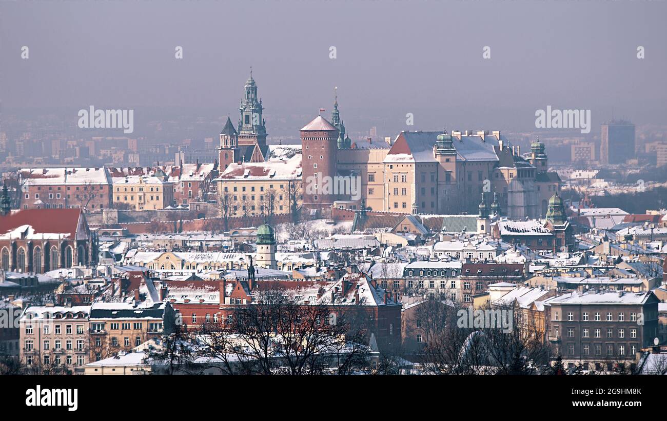 Ancient high rise building gothic architecture hi-res stock photography ...