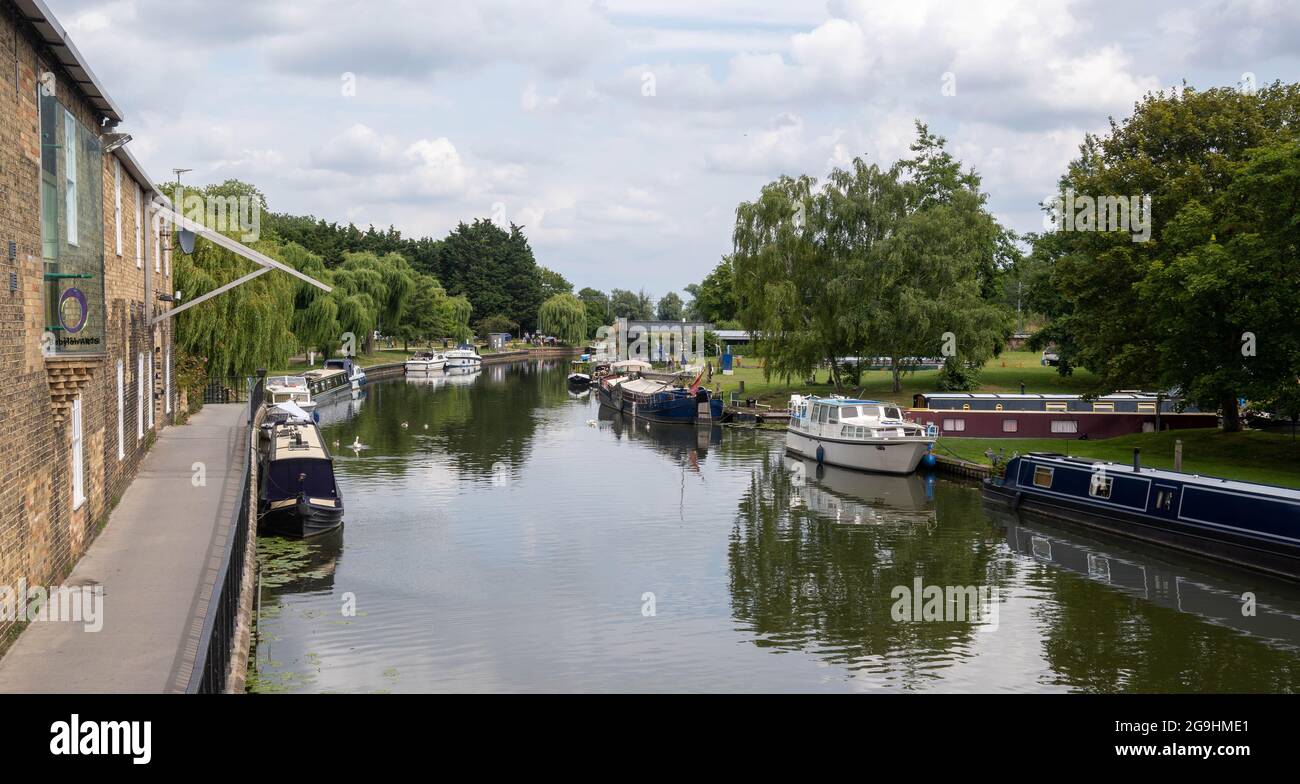 Ely boat people view hi-res stock photography and images - Alamy