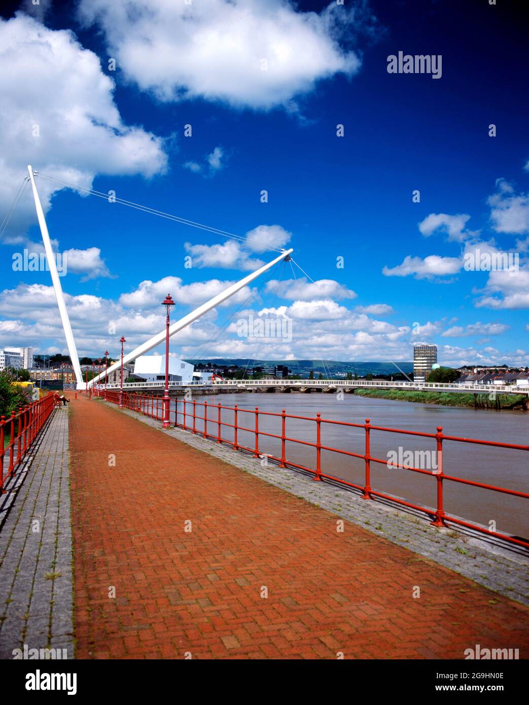 Cycle path footbridge hi-res stock photography and images - Alamy