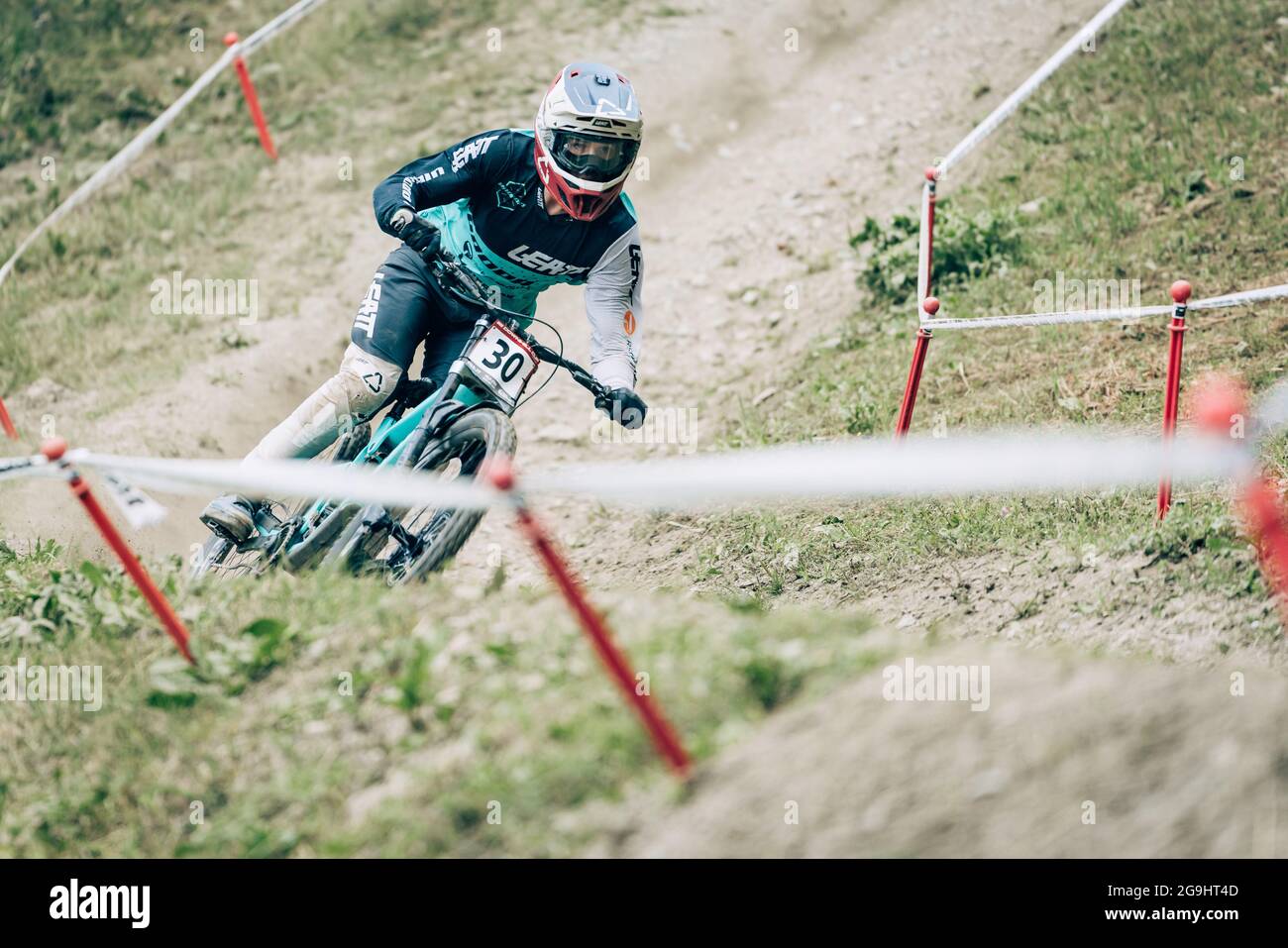 Henry kerr mountain bike hi-res stock photography and images - Alamy