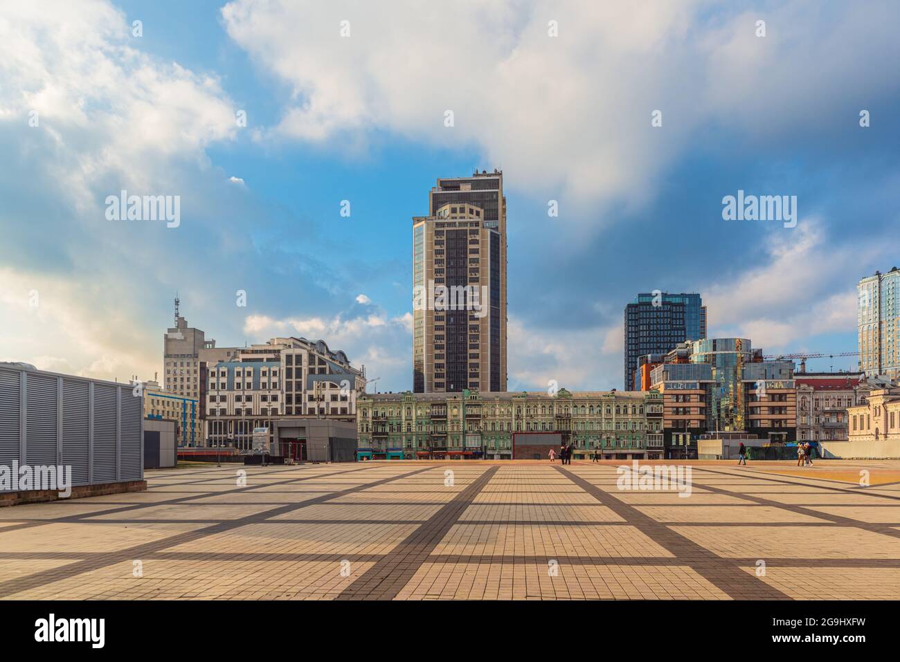 Ukraine kiev city square mall hi-res stock photography and images - Alamy