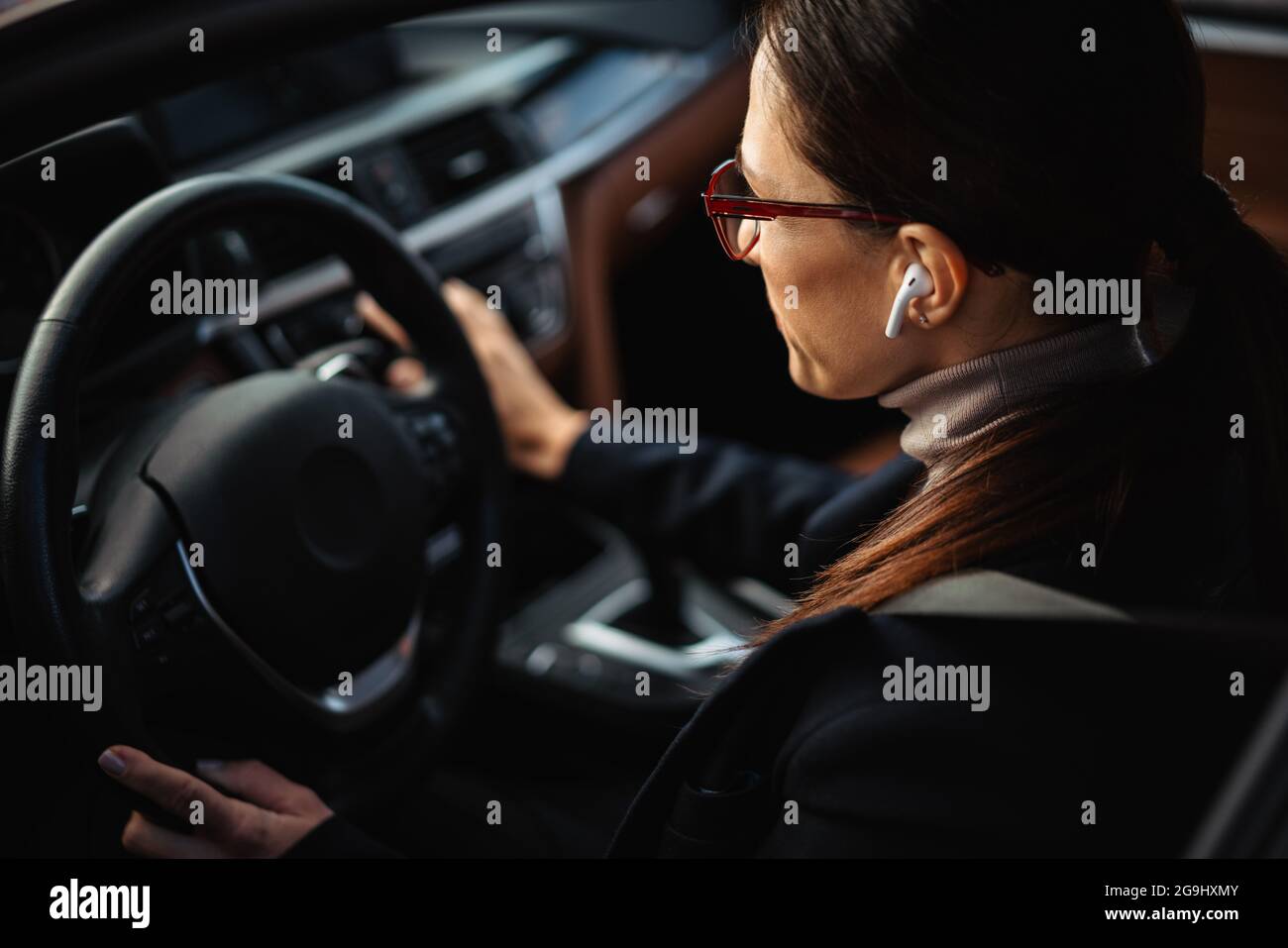 Focused driving hi-res stock photography and images - Alamy