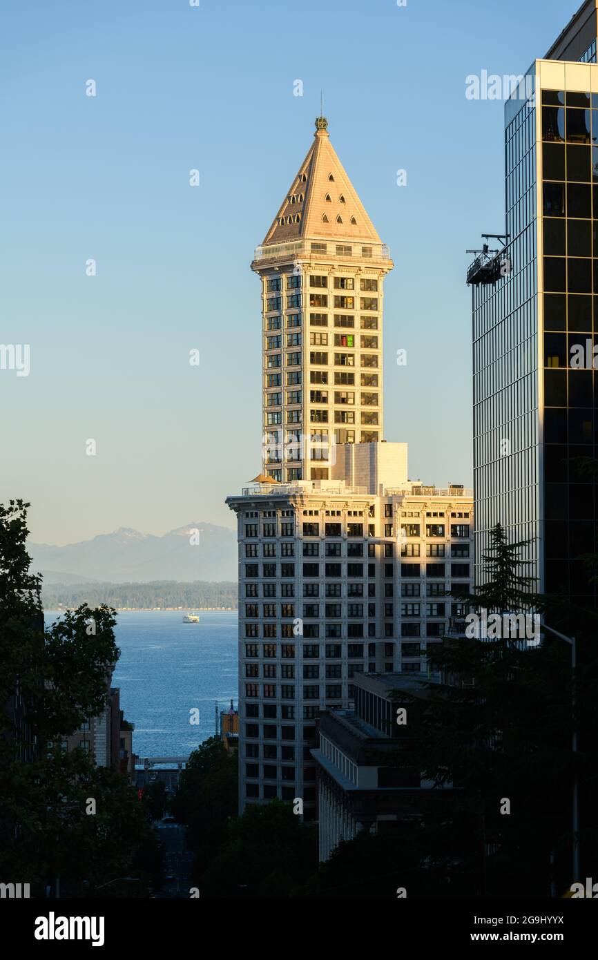 Seattle - July 25, 2021; Smith Tower in Seattle begins to be ...