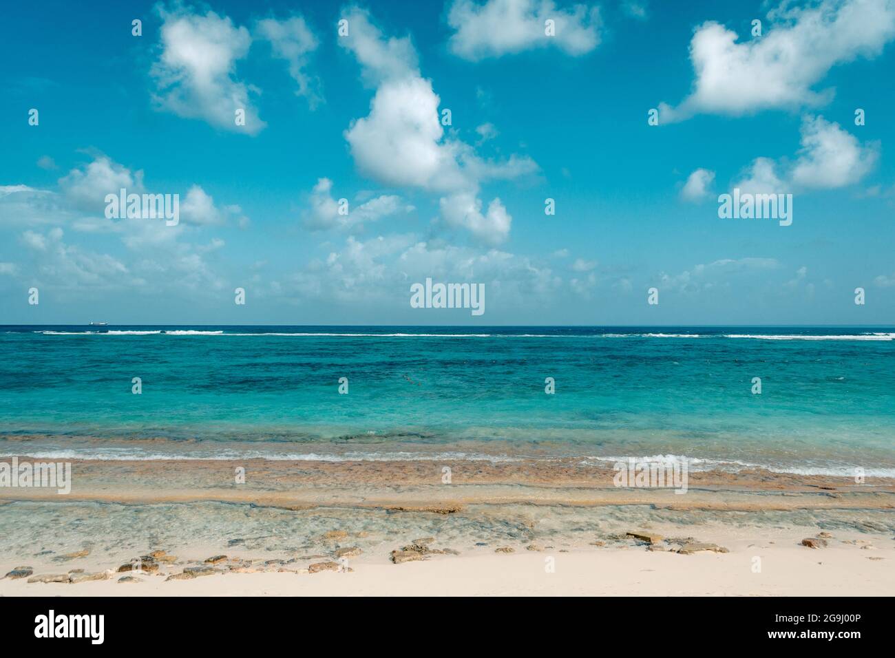 Sunny day by the beach at the island of San Andrés, Colombia. Blue ...
