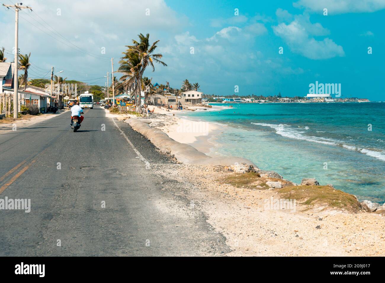 Sunny day at the beach in the island of San Andrés, Colombia Stock ...