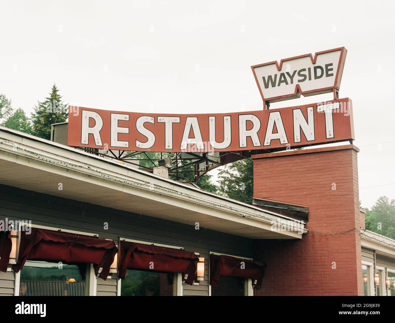 Wayside restaurant hi-res stock photography and images - Alamy
