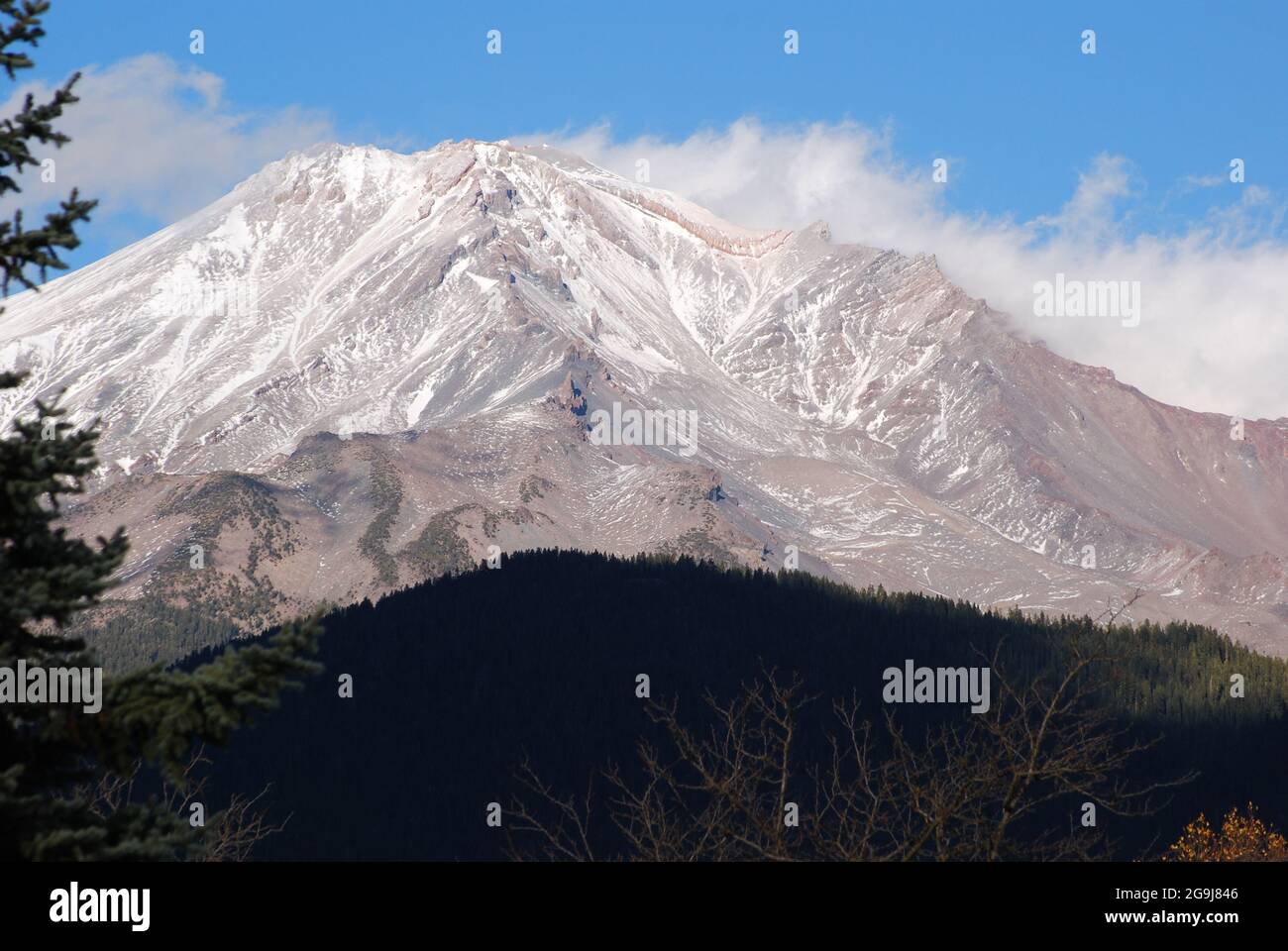 View of Mt. Shasta, California Stock Photo - Alamy