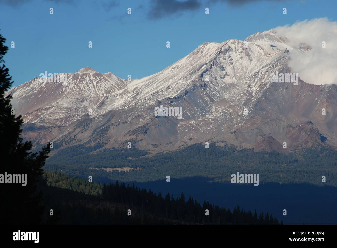 Mt shasta wilderness hi-res stock photography and images - Alamy