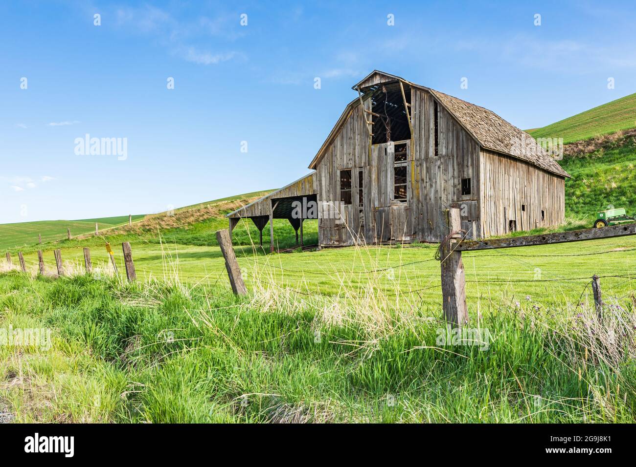 Pullman, Washington, USA. May 22, 2021. A gray weathered barn in the ...