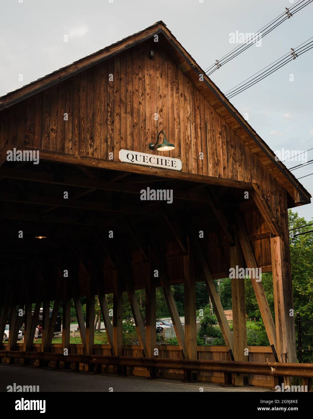 Quechee covered bridge hi-res stock photography and images - Alamy
