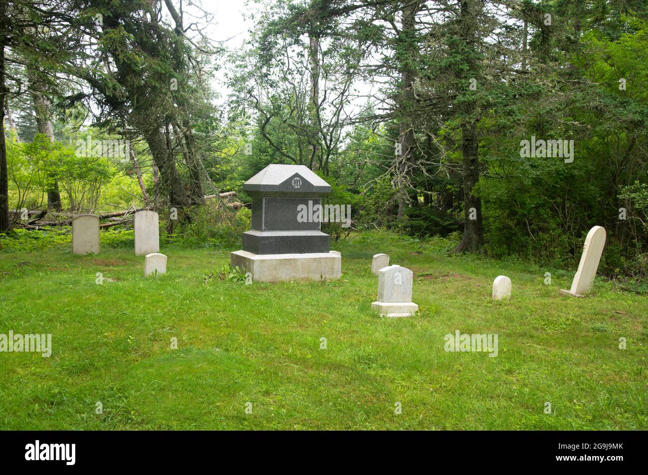 Private cemetery hi-res stock photography and images - Alamy
