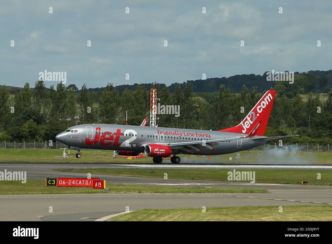 Photo of jet2 aircraft hi-res stock photography and images - Alamy