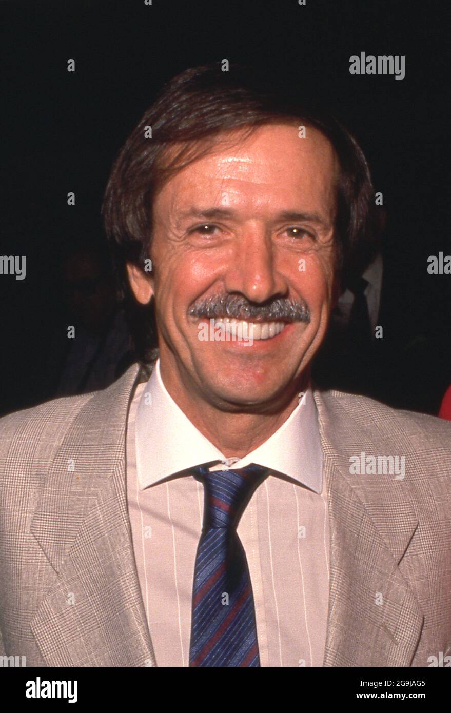 Bono 1980s hi-res stock photography and images - Alamy