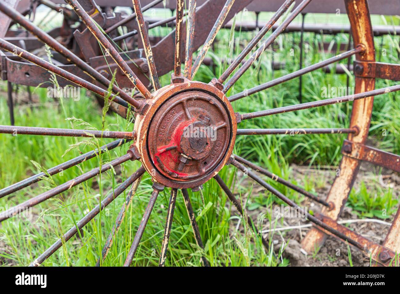 24 spokes hi-res stock photography and images - Alamy