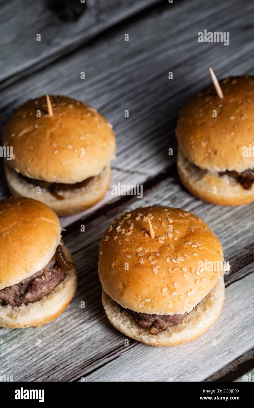 Tiny burger hi-res stock photography and images - Alamy