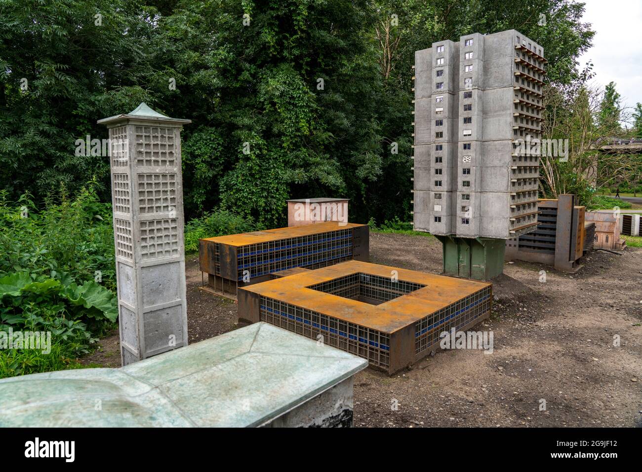 Landscape Park Duisburg North, art installation Neustadt by artists ...