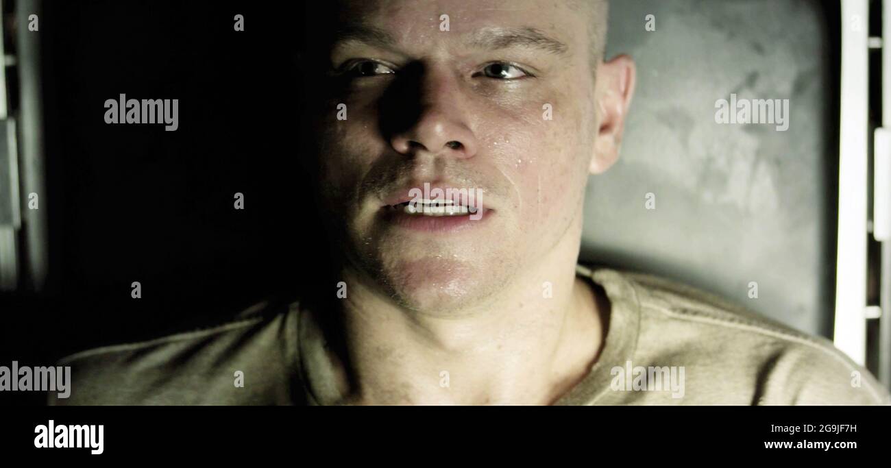 Los Angeles.CA.USA. Matt Damon as Max with Alice Braga in the ©Sony ...