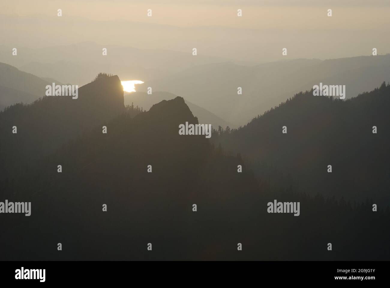 View from High Rock Lookout in the South Cascade Mountains of ...