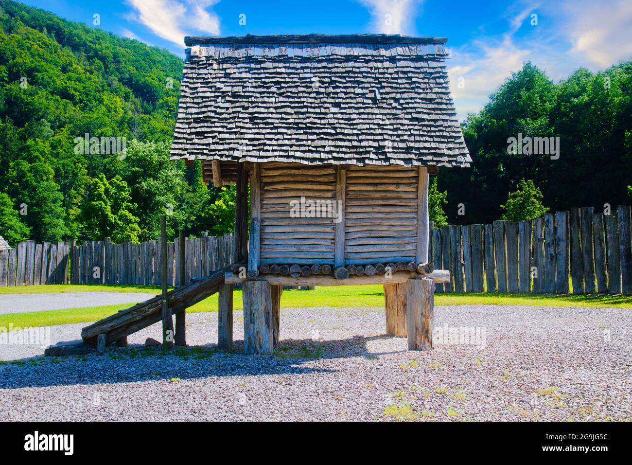 Ore iron age hi-res stock photography and images - Alamy