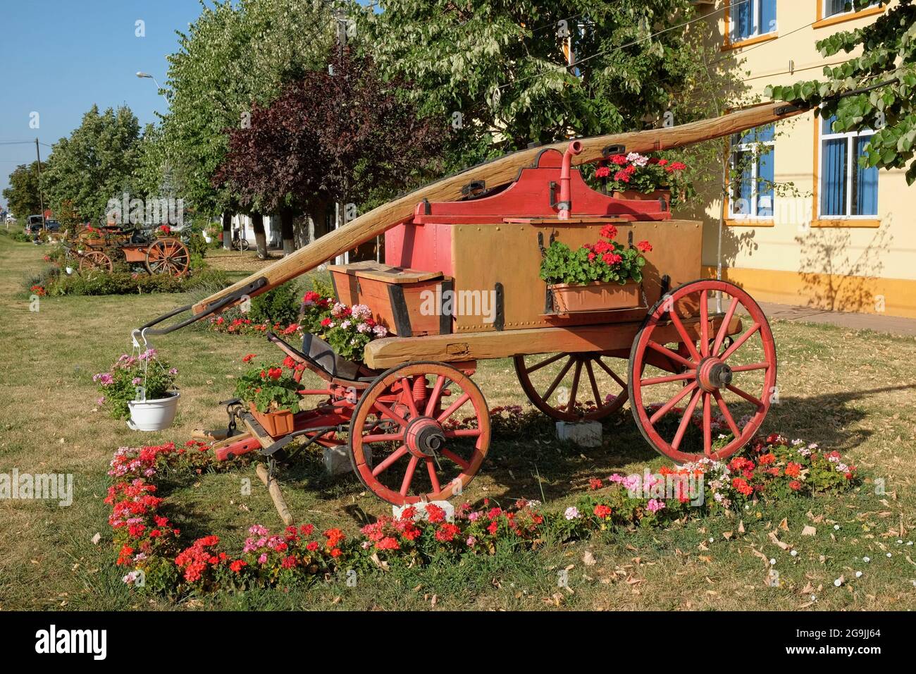 Hand pump fire engine hi-res stock photography and images - Alamy