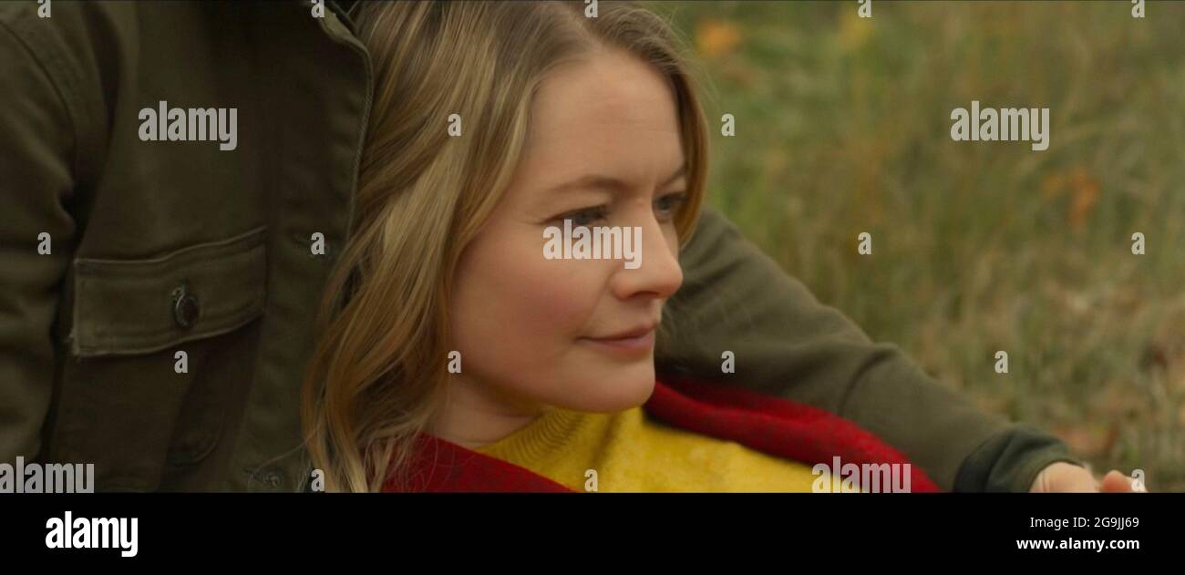 THE RETREAT, from left: Tommie-Amber Pirie, Sarah Allen, 2021. © Quiver ...