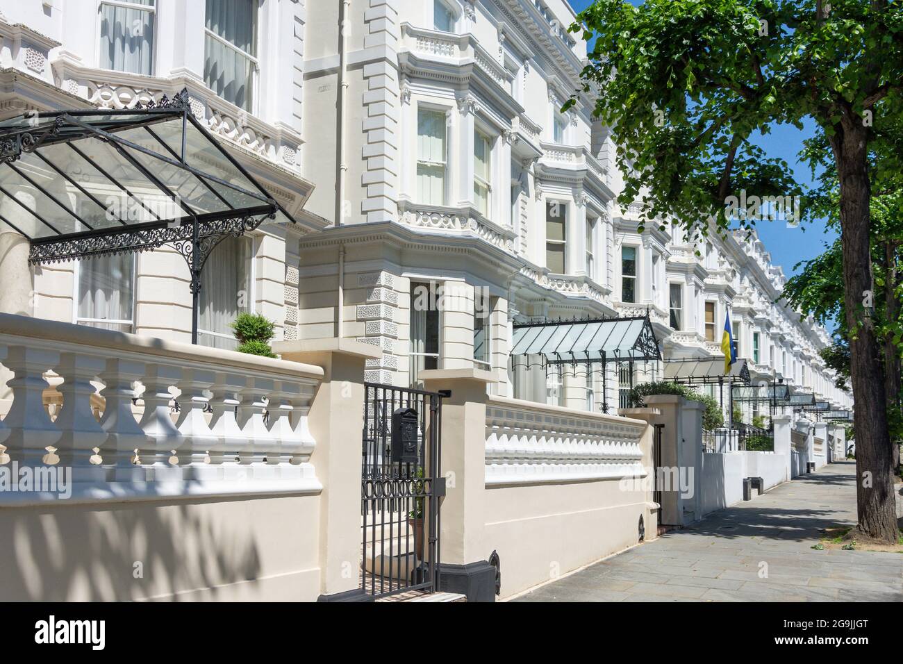 Regency town houses, Holland Park, Royal Borough of Kensington and ...