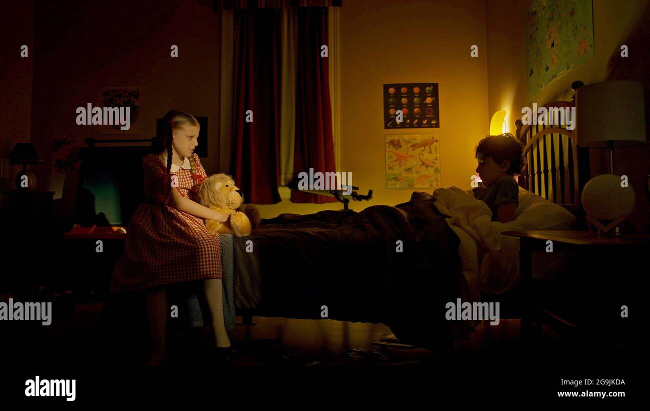 SURREALESTATE, from left: Molly Lewis, David Kohlsmith, The Harvey ...