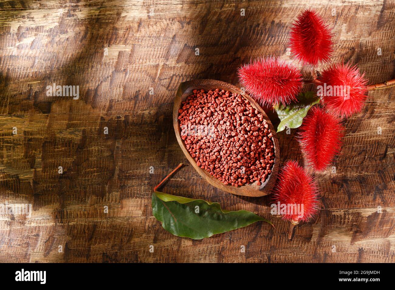 Annatto seeds, Onoto, Annatto, Bixa orellana, natural red pigment Stock ...