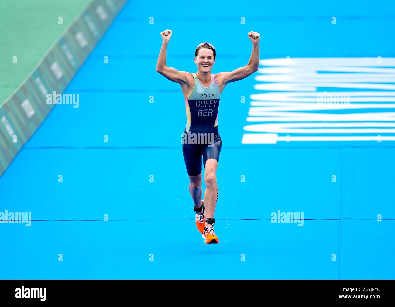 Bermuda's Flora Duffy celebrates winning the Women's Triathlon at the ...
