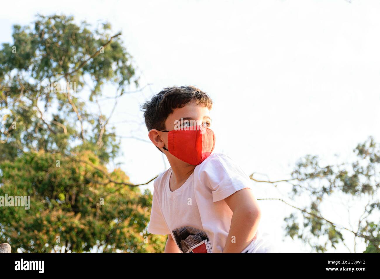 Sunny mask hi-res stock photography and images - Alamy