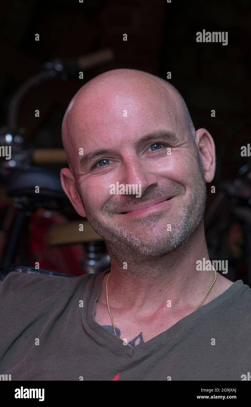 Caucasian young man middle hi-res stock photography and images - Alamy