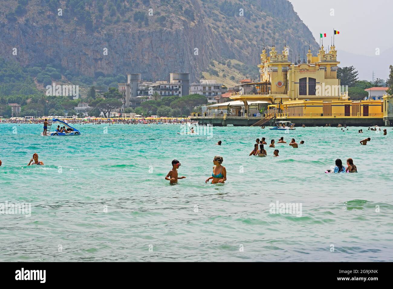 Mondello beach hi-res stock photography and images - Alamy